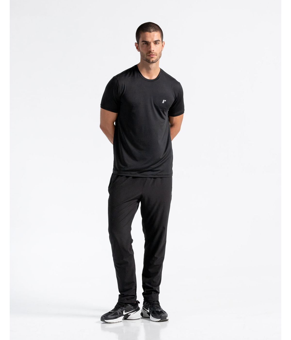 Pantalón deportivo color negro para hombre - racketball